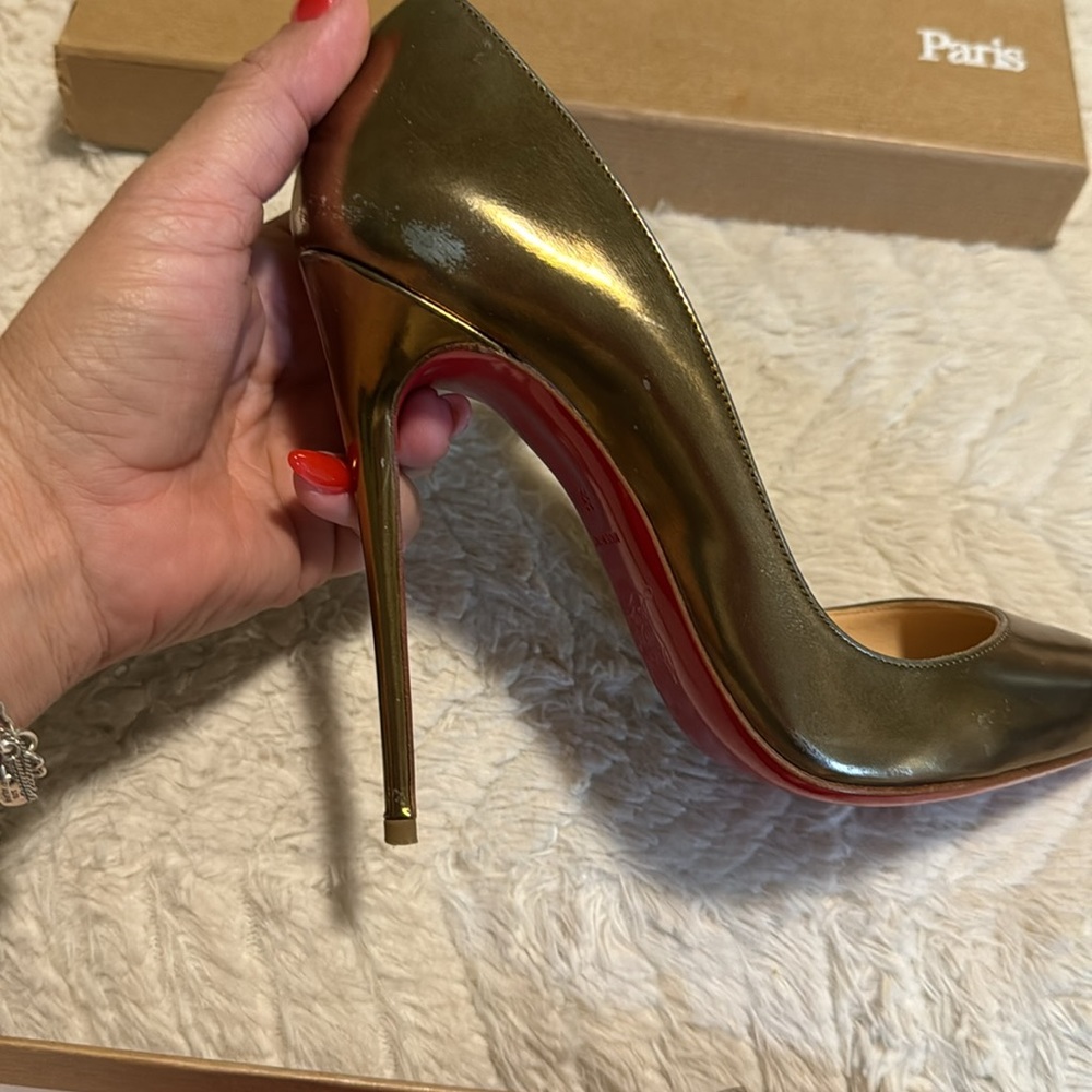 So Kate Specchio Christian Louboutin. - Gem